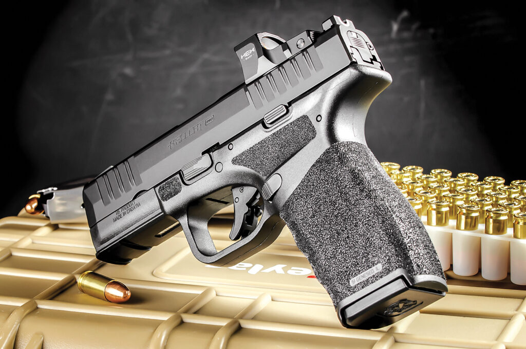 2022 Editors’ Choice Award Winning Springfield Armory Hellcat Pro | On ...