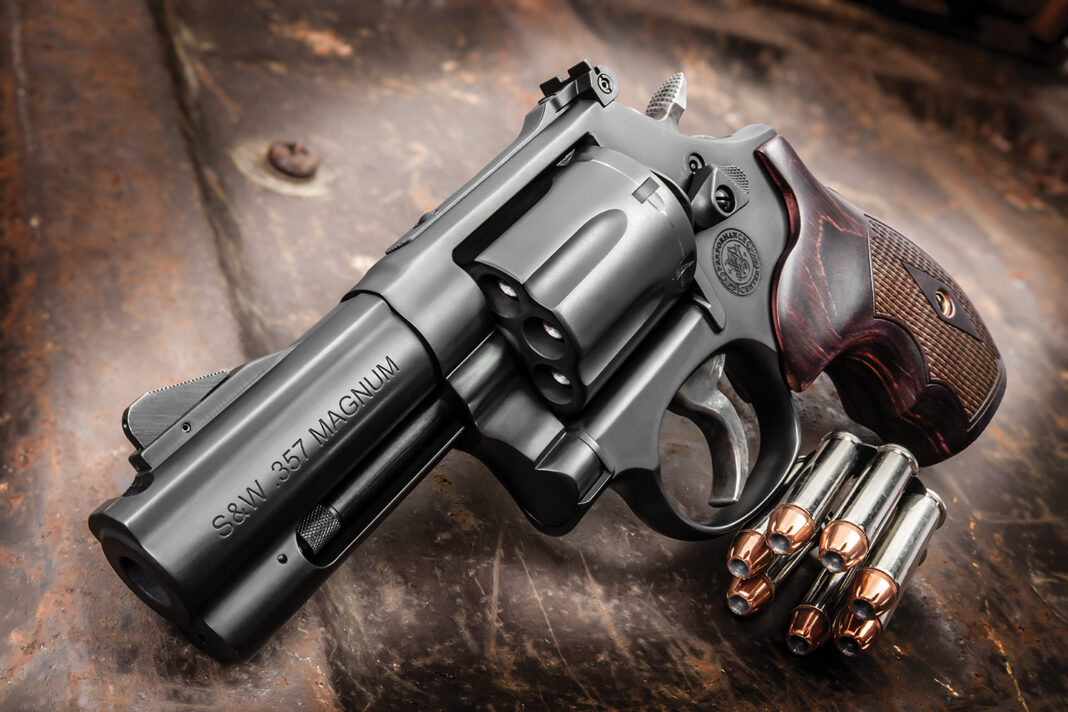 Smith & Wesson’s Performance Center 586 L-Comp | On Target Magazine